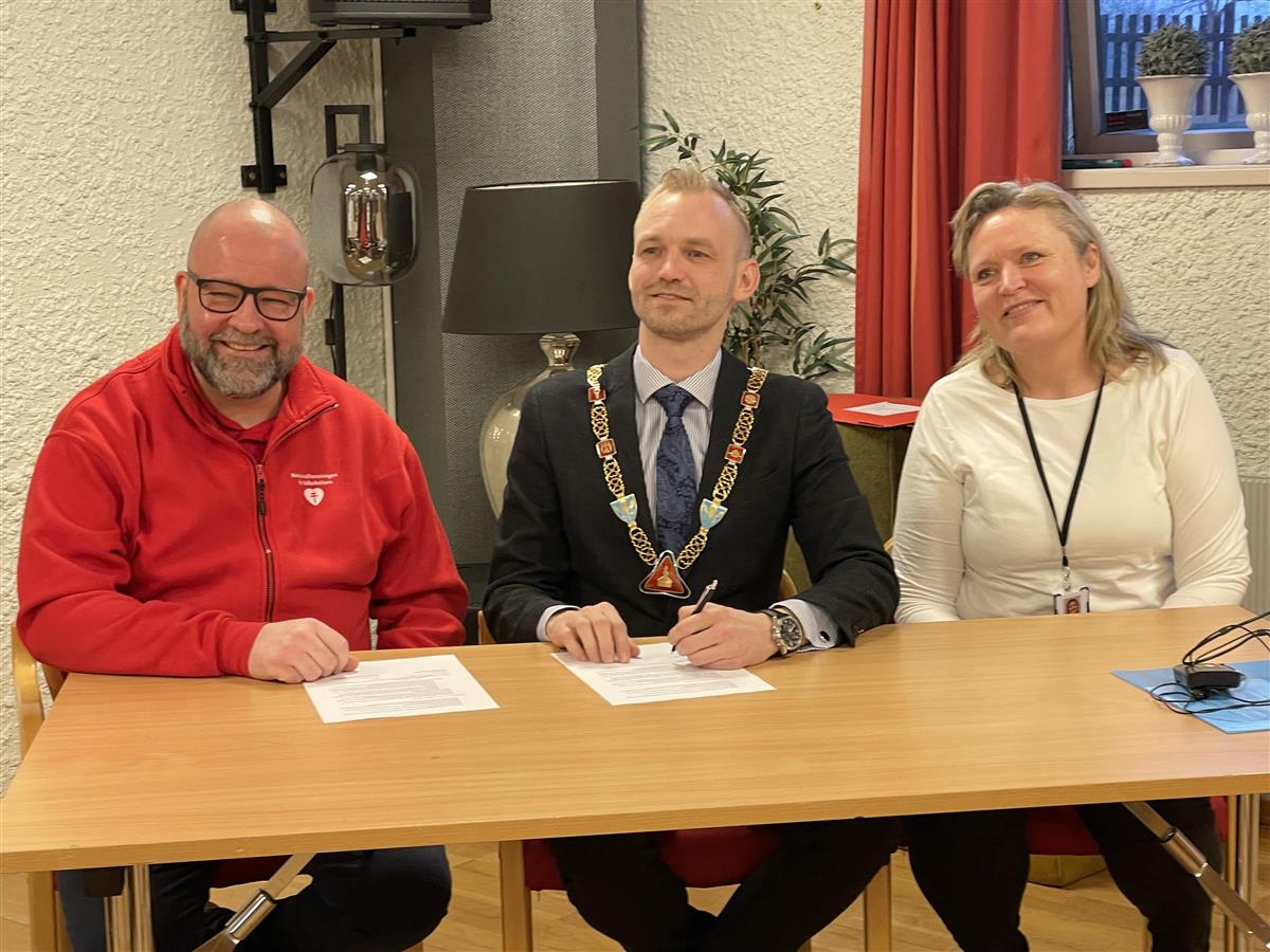 Øvre Eiker skal bli et demensvennlig samfunn - Øvre Eiker kommune